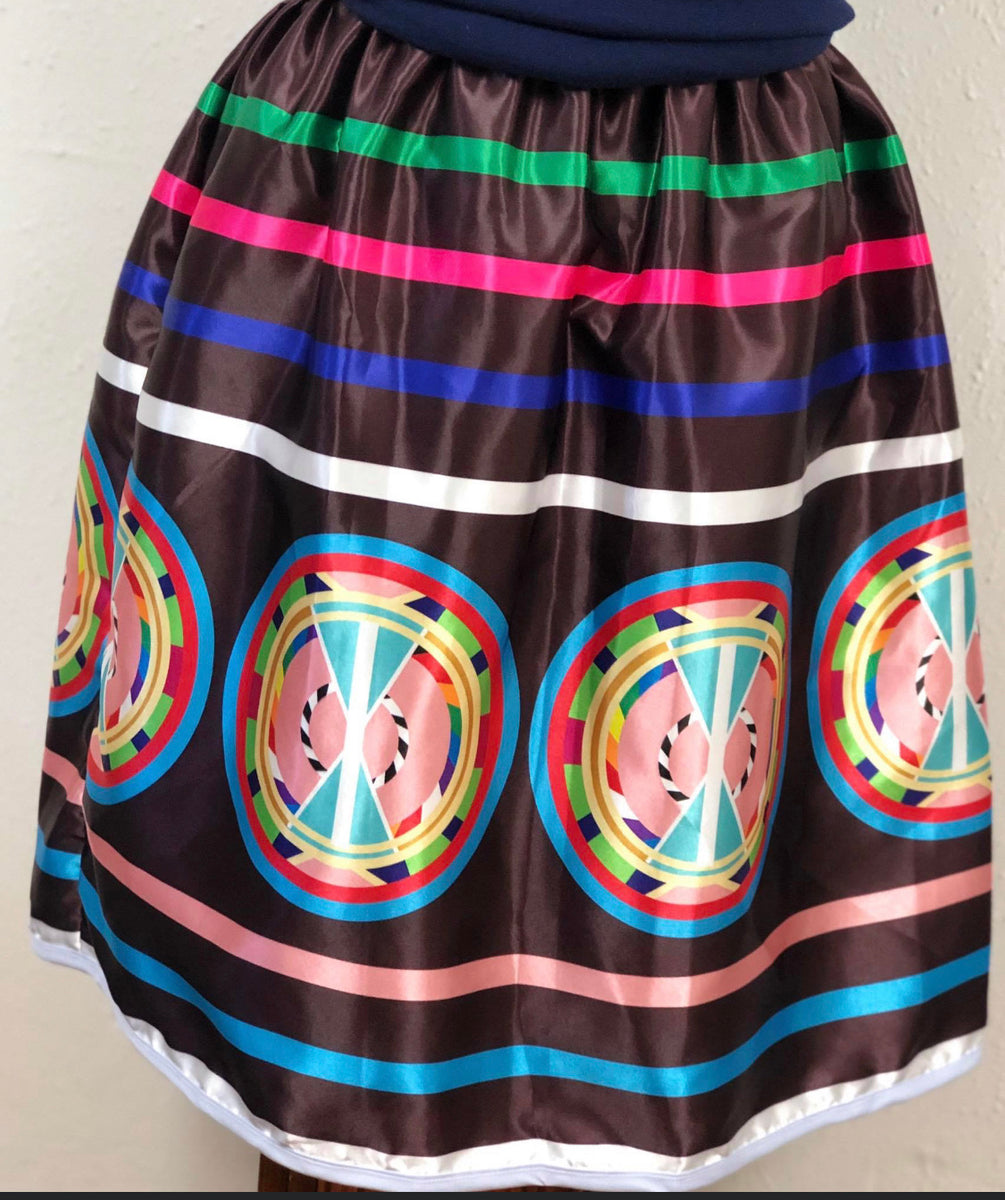 Crow inspired Maroon – White Corn Wear